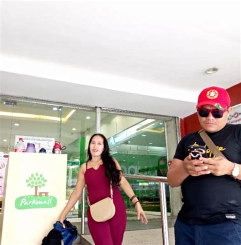 melanie vlogs c sollano