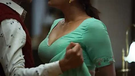 Indian Actress Ruby Bajaj Fantasy Sex In Train Eating Pussy Porn