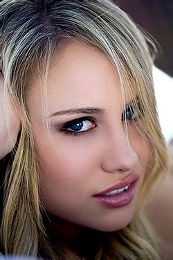 Sexy Babes Galleries Nude Babes Pics Naked Girls Photos From Morazzia Com