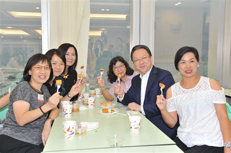 中央政府驻港联络办举办“公众开放日•教师专场”活动 香港中联办