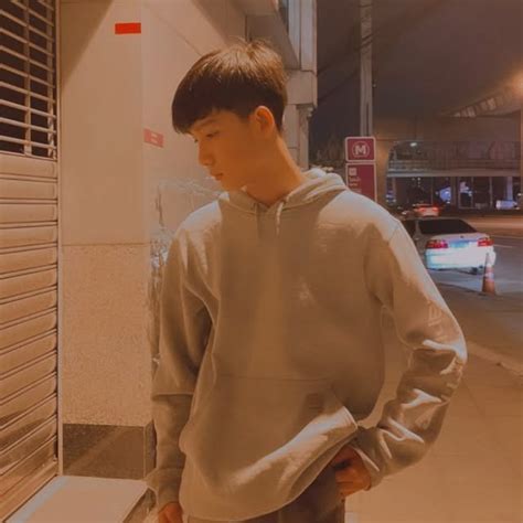 Warayut Prodpran Chuk Ppxx • Threads Say More