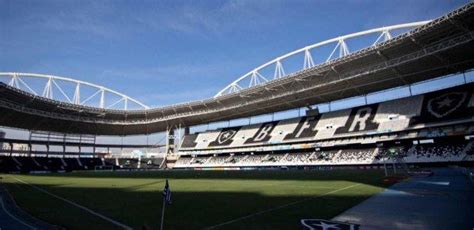 Botafogo De Futebol E Regatas Vs Coritiba Foot Ball Club Botafogo X