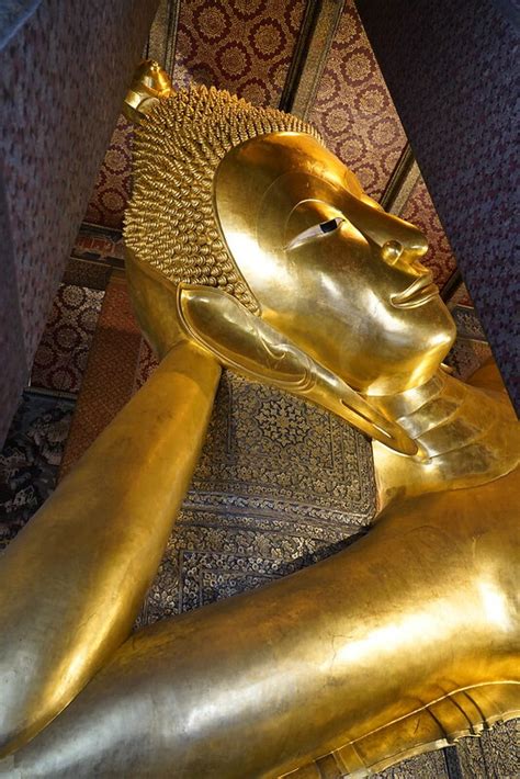Wat Pho Walkerland
