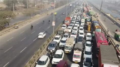 Farmers Protest In Borders Traffic Entering Delhi Crawls On Gt Karnal Road