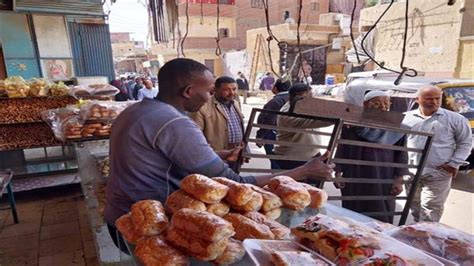 بالصور حملات مكبرة للوحدات المحلية بأسوان لإزالة الإشغالات مصراوى