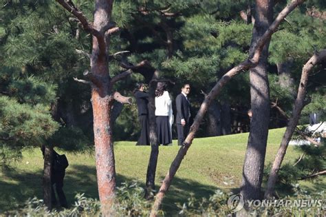 고 이건희 회장 4주기 추도식 참석한 이재용 회장 연합뉴스