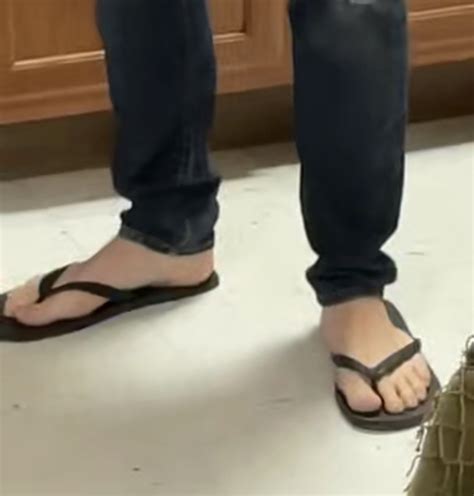 Dylan Geicks Feet