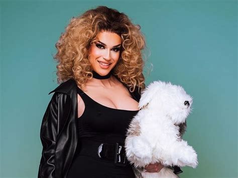 Knock Off Rupauls Drag Race Fans Slam Plane Jane For Copying Jimbo