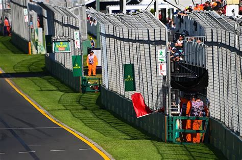 マクラーレンf1のランド・ノリス 「f1は赤旗の手順を再考する必要がある」 【 F1 Gate Com