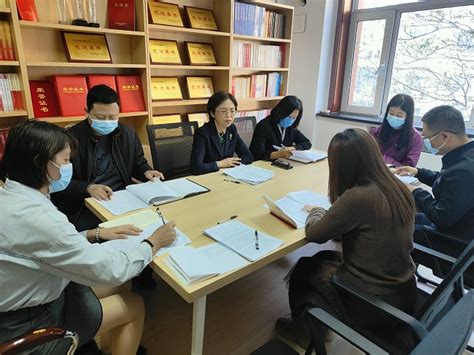 民建秦皇岛市委召开“中共二十大报告”学习研讨会