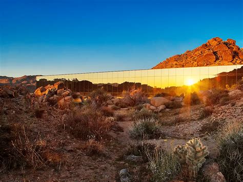 Joshua Trees Dazzling Invisible House Hits The Market For 26