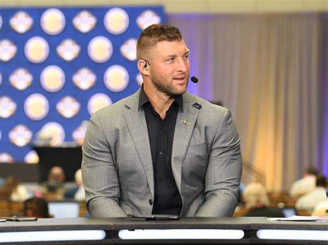 Nfl Cult Hero Tim Tebow In Huge New Business Venture As He Looks To