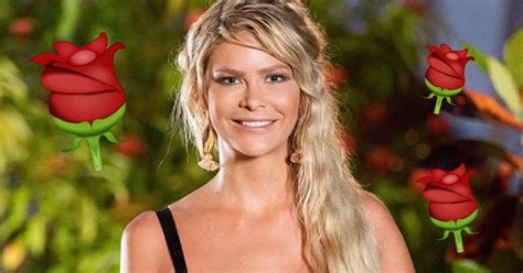 Megan Marx Rose Ceremony Dilemma Can She Give It To A Woman