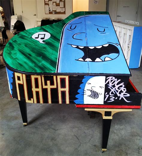 Royce Bannon Alice Mizrachi And Bluster One On Piano In Nyc Streets