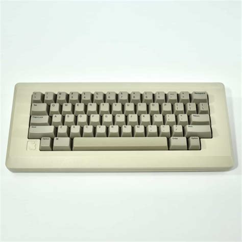 original macintosh datasheet silicon features