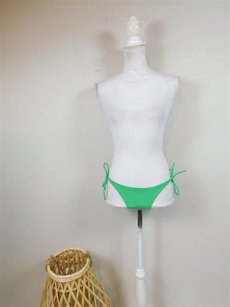 Vintage 1990s Low Rise String Gem