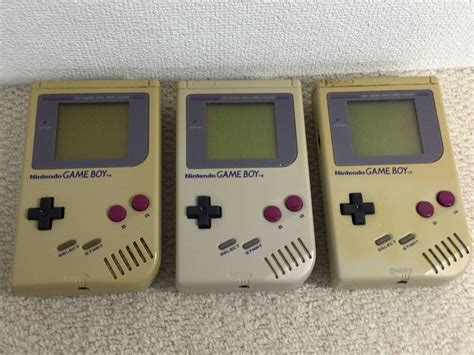 Yahooオークション Nintendo 任天堂 ゲームボーイ Dmg 01 3台 まと