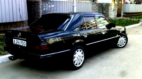 Mercedes Benz E Class W124 32 бензиновый 1993 220 лошадок это