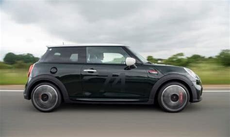 Mini lanza la versión Cooper 60th Anniversary Edition Sabes por qué