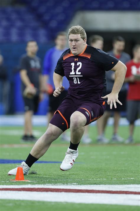 Dolphins Wrap Up Draft Class Sign Third Round Pick Michael Deiter