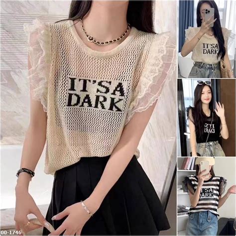 M00 1746 夏季字母荷葉邊飛飛袖針織衫♥ 春夏の上衣t恤批發mico米可日韓服飾批發一件起批工廠第一手快速出貨