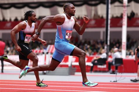 Athlétisme Duel De Sprinteurs à New York Entre Noah Lyles Et Christian