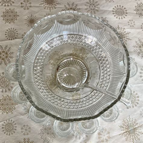 Vintage Eapg Bullseye Pattern Pressed Glass Punch Bowl With 8 Cups By