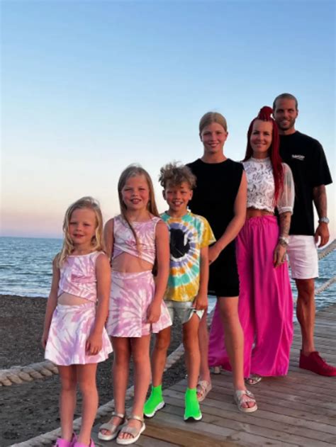 Borussia Star Robin Hack Hat Seine Große Liebe Melissa Deines Geheiratet