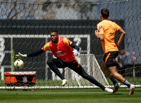 Escalação Corinthians Segue Preparação Para Jogo Contra O Atlético Go