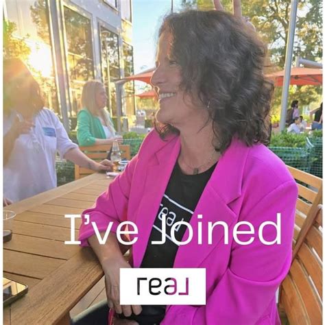 Brigitte Golay Brigittegolay • Threads Say More