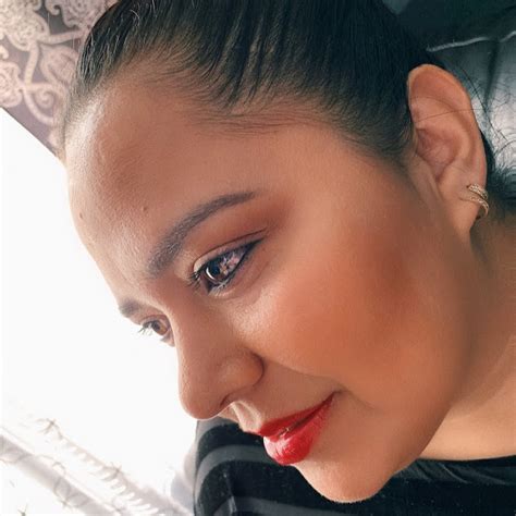 Yaneth Martinez Youtube