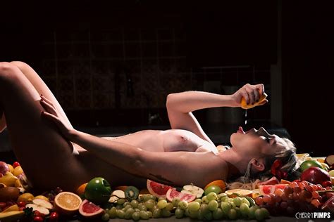 Lilly Bell Cherry Pimps