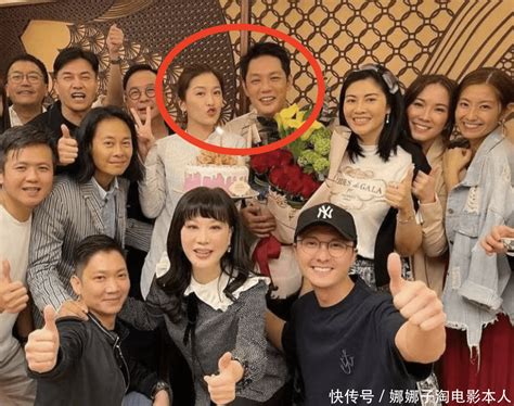 周丽淇罕晒全家福，为4岁儿子庆生，和傅程鹏幸福同框无惧争议 360娱乐，你开心就好