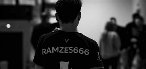 Ramzes Es Visto Jugando Un Ranked En Vez De Un Juego Oficial