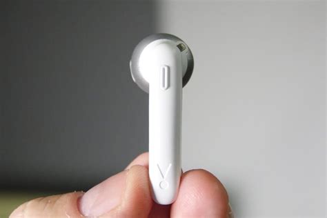 JBL TUNE TWS Review Fully Wireless Earphones Colour Choice And Great Sound Tick Tick Tick