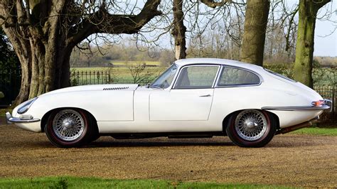 1961 Jaguar E Type Fixed Head Coupe Wallpapers And Hd Images Car Pixel