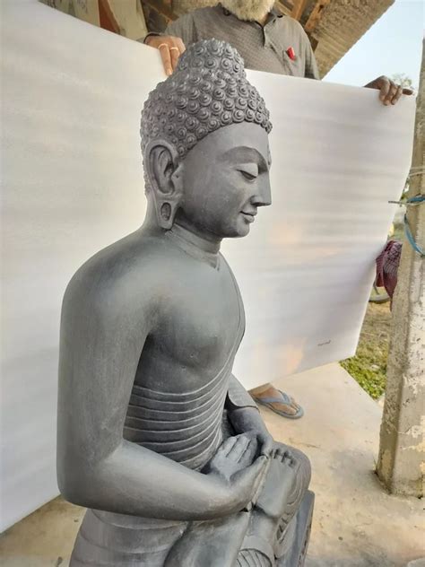 Dhyan Mudra Sitting Buddha Statue At ₹ 115000 Stone Buddha Statue In