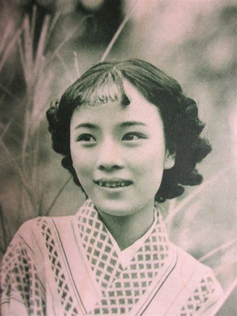 宝塚、懐かしの写真館（331）「宝塚グラフ」昭和12年10月15日号、呉竹なほみ、笹舟陽子、神杉幾代、奈良美也子、澤鞠子、銀鈴音 その他