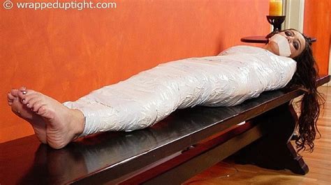 Curious Breanne Benson Goes In For A Wrap Session But Didnt Expect This Fm Concepts