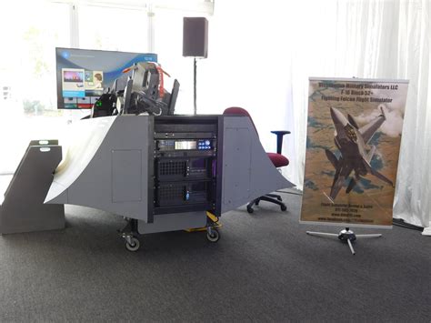 F 16 Simulator A Picture Of Our F 16 Flight Simulator