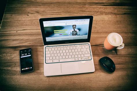 固定ヘッダーを実装している際にアンカーリンクの移動位置がずれるのを解消する方法 Techmemo