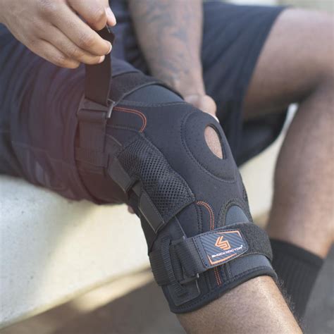 Shock Doctor Ultra Knee Support Brace With Bilateral Hinges Black Ebay