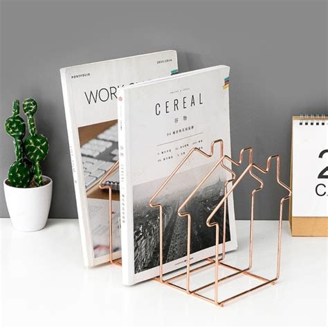 Badu Bg Метална поставка за книги и списания във формата на къща Badu Bg