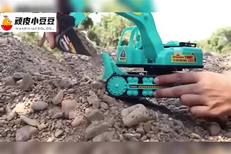儿童益智仿真卡车运输车和挖掘机玩具
