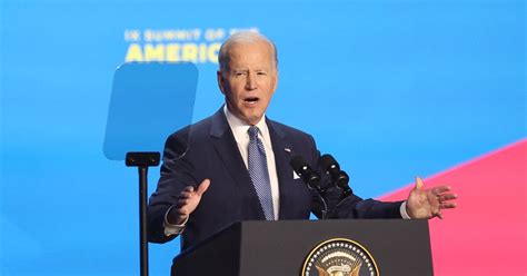 Joe Biden “mostremos Que La Democracia Es El Ingrediente Esencial Para