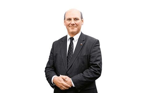 Na krętych ścieżkach kariery w PiS Kim jest nowy minister Szynkowski vel Sęk