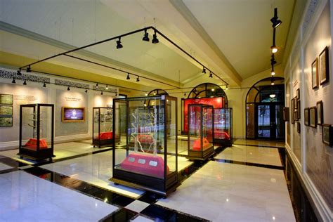 Siriraj Museum พิพิธภัณฑ์ศิริราช และวิดีทัศน์การพระราชสงครามของศึก