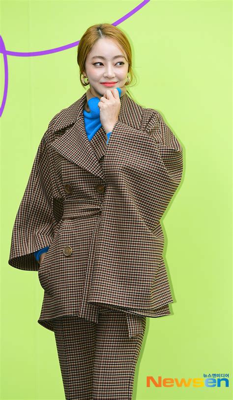서효림 우아한 포즈 포토엔hd 손에 잡히는 뉴스 눈에 보이는 뉴스 뉴스엔