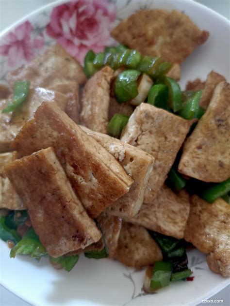 久久不吃家常菜啦 呲牙 炒合菜，豆腐zzxxo