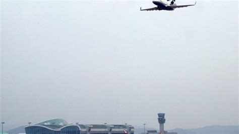 Woman Who Took Sleeping Pill Sexually Assaulted During Flight The
